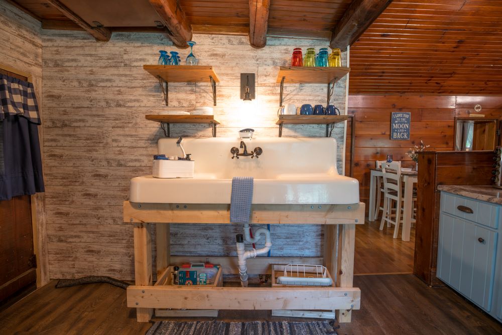 Blue Moon Log Cabin - Brown County Indiana